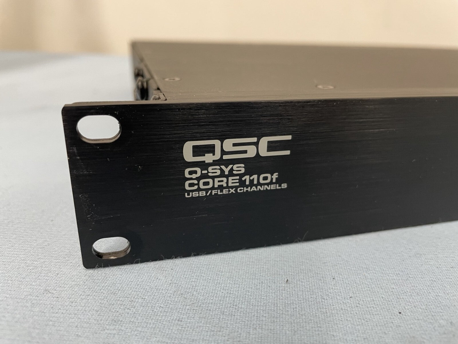 QSC Q-SYS Core 110f Network + Analog Input/Output Pro Audio Processor ...