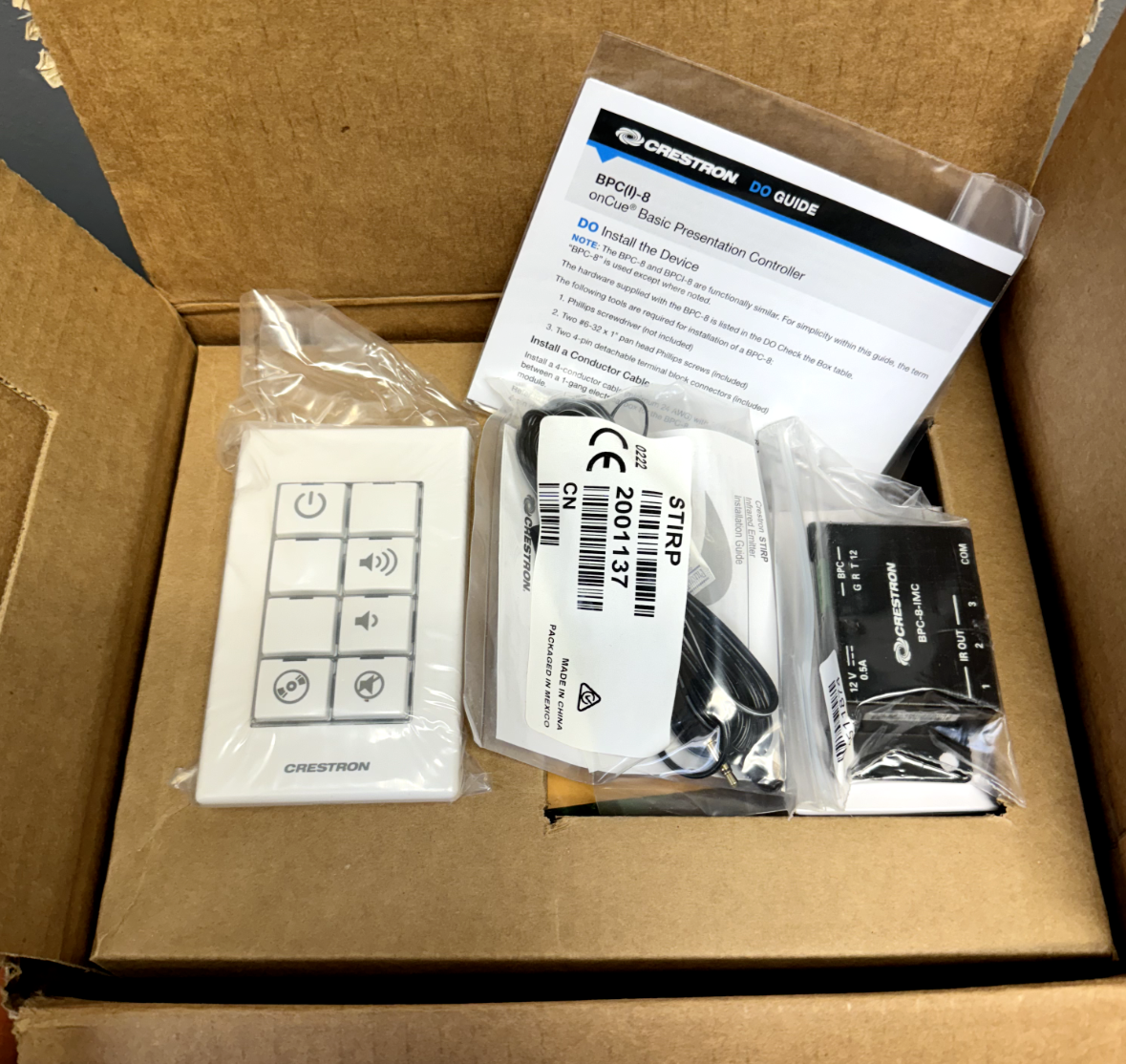 Crestron BPC-8 onCue Basic Presentation Controller, US/North America 6 ...