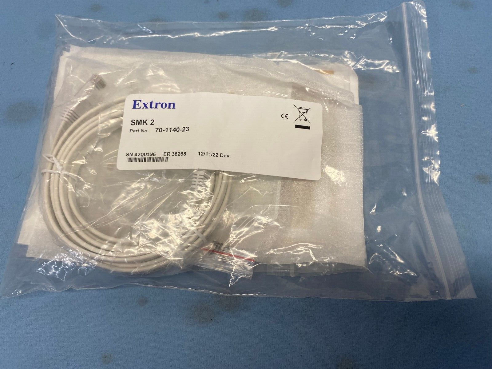 Extron SMK 2 / 70-1140-23 Surface Mount Kit – LPAV