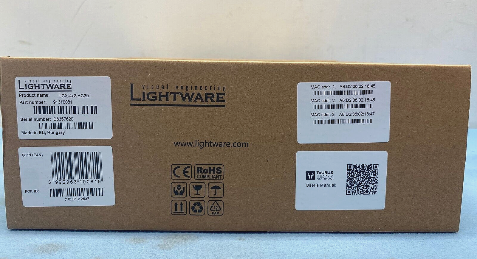 Lightware Visual Engineering UCX-4x2-HC30D Matrix Switcher - USB-C & D ...