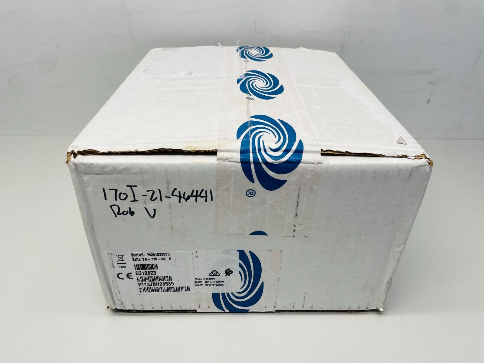 Crestron TSS-770-W-S 7 in. Room Scheduling Touch Screen, White Smooth ...