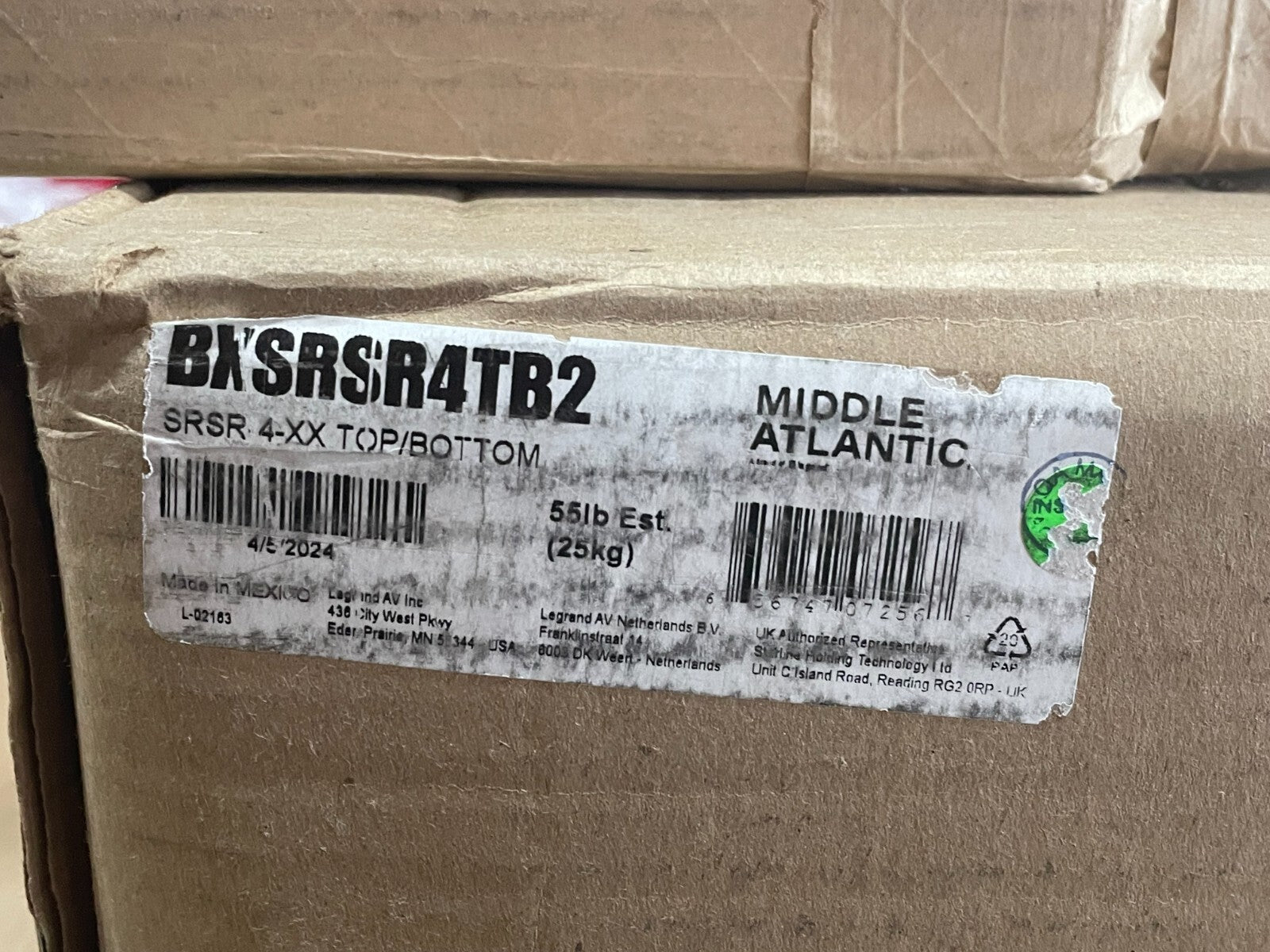 Middle Atlantic BXSRSR4TB2 Rotating Sliding Rack System with BXSRSR16R ...