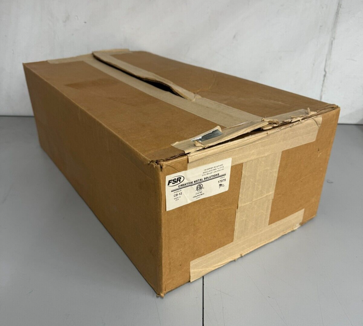 FSR CB-12 Classroom Ceiling Enclosure 1'x2' w/ 2 1/2 rack mounts and 5 ...