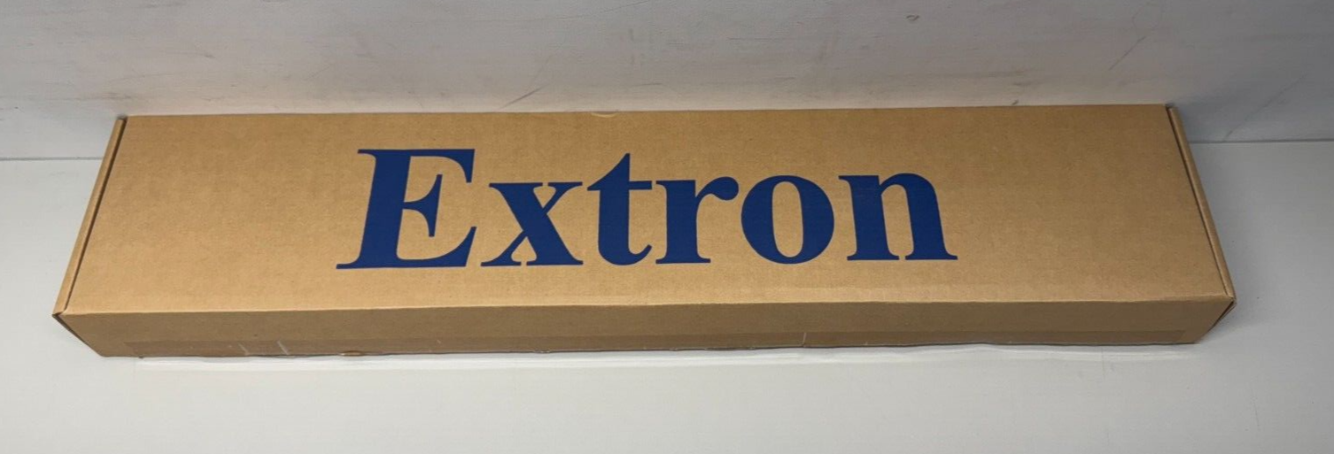 Extron 70-1066-50 Retractor XL USB-C Power NOB – LPAV