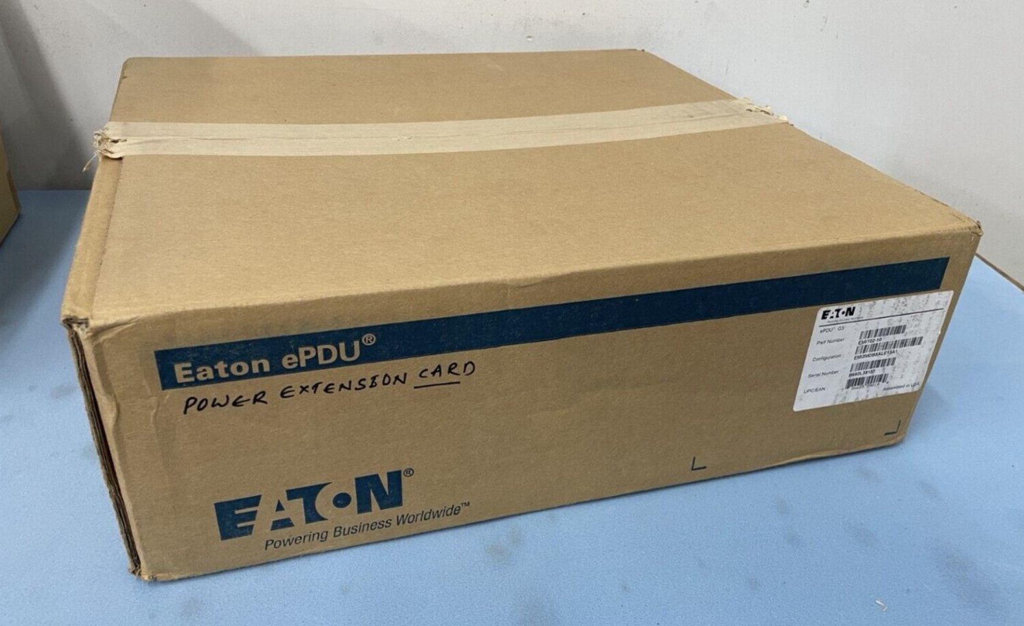 Eaton ePDU G3 EMIT02-10 Metered 1RU Input Rack Power Distribution Unit ...