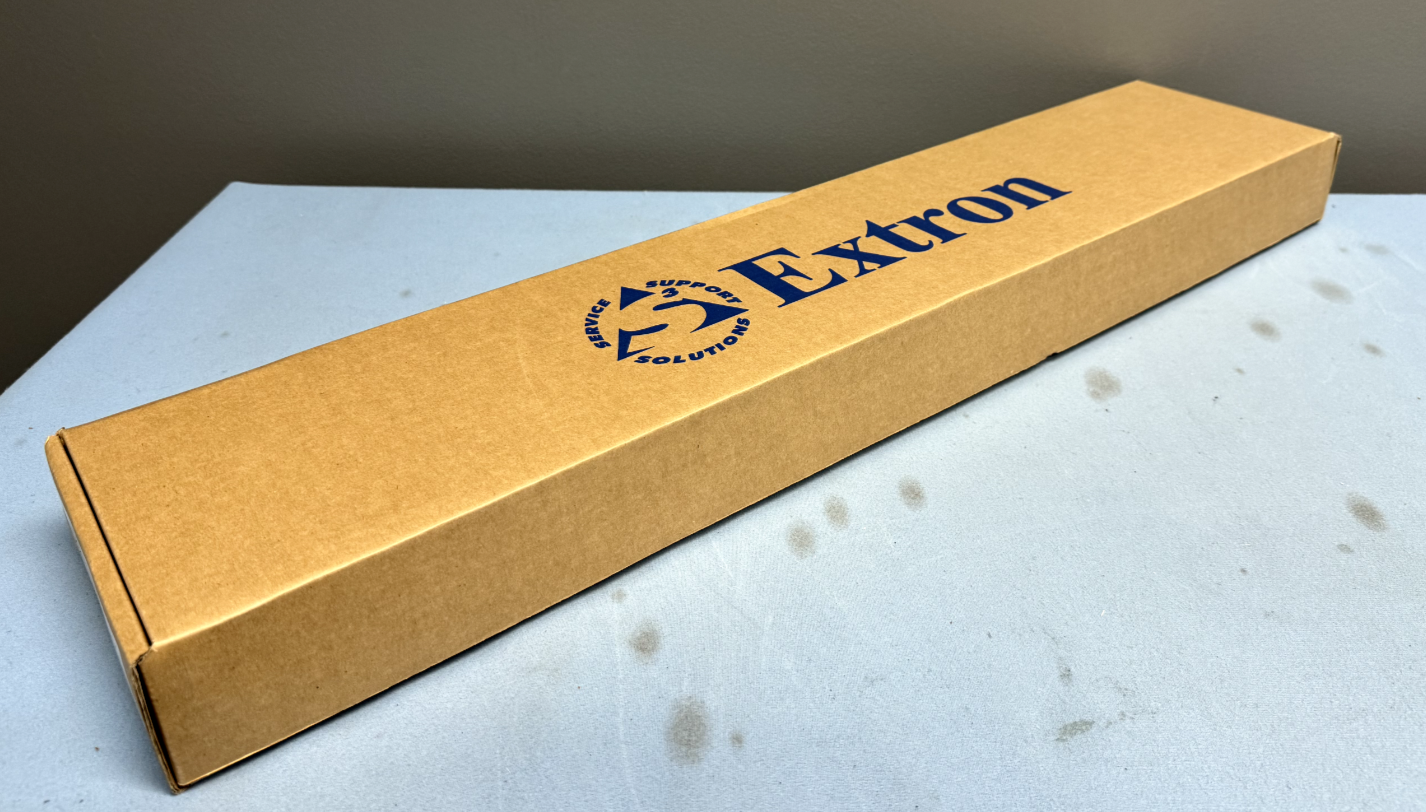 Extron Retractor XL USB-C to HDMI 4K 5 ft Cable Retraction System 70-1 ...