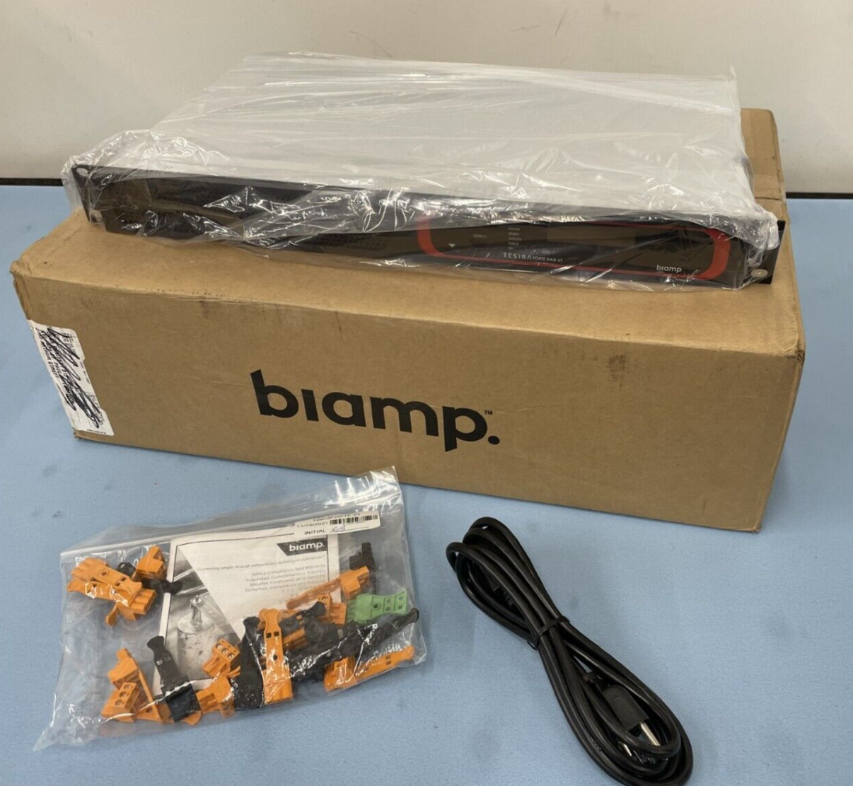 Biamp TesiraFORTE DAN VT Digital Audio Server Fixed I/O DSP Signal Pro ...