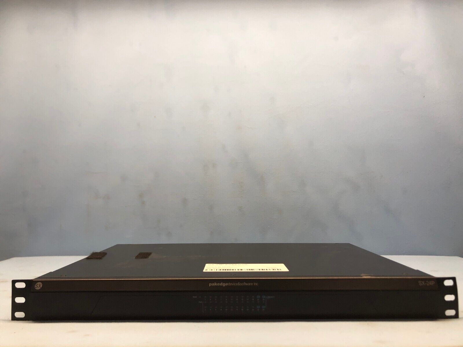 Pakedge Device & Software Inc. SX-24P 24-Port Gigabit AVB SFP Network ...